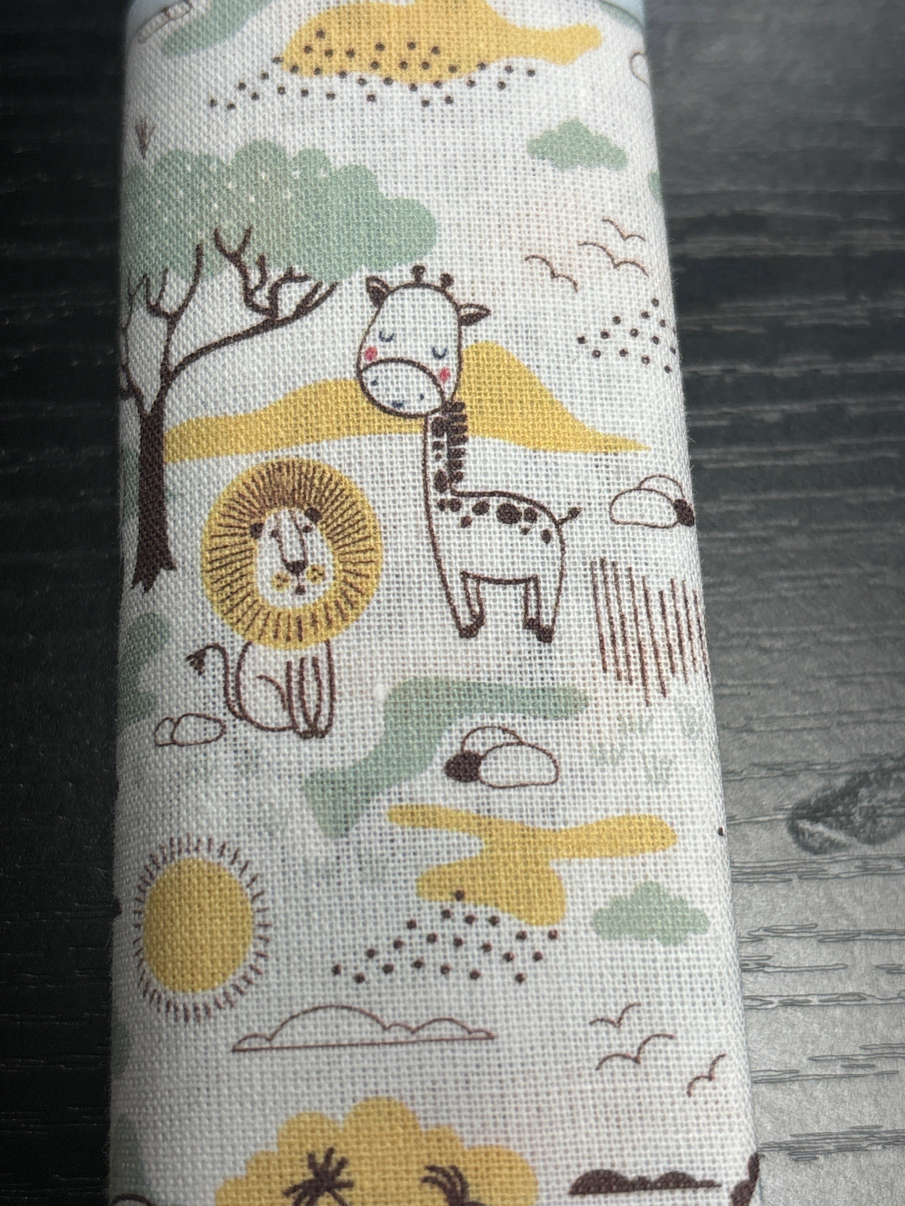 FRENCH FAT QUARTER: Safari Animals – BERNINA of Naperville