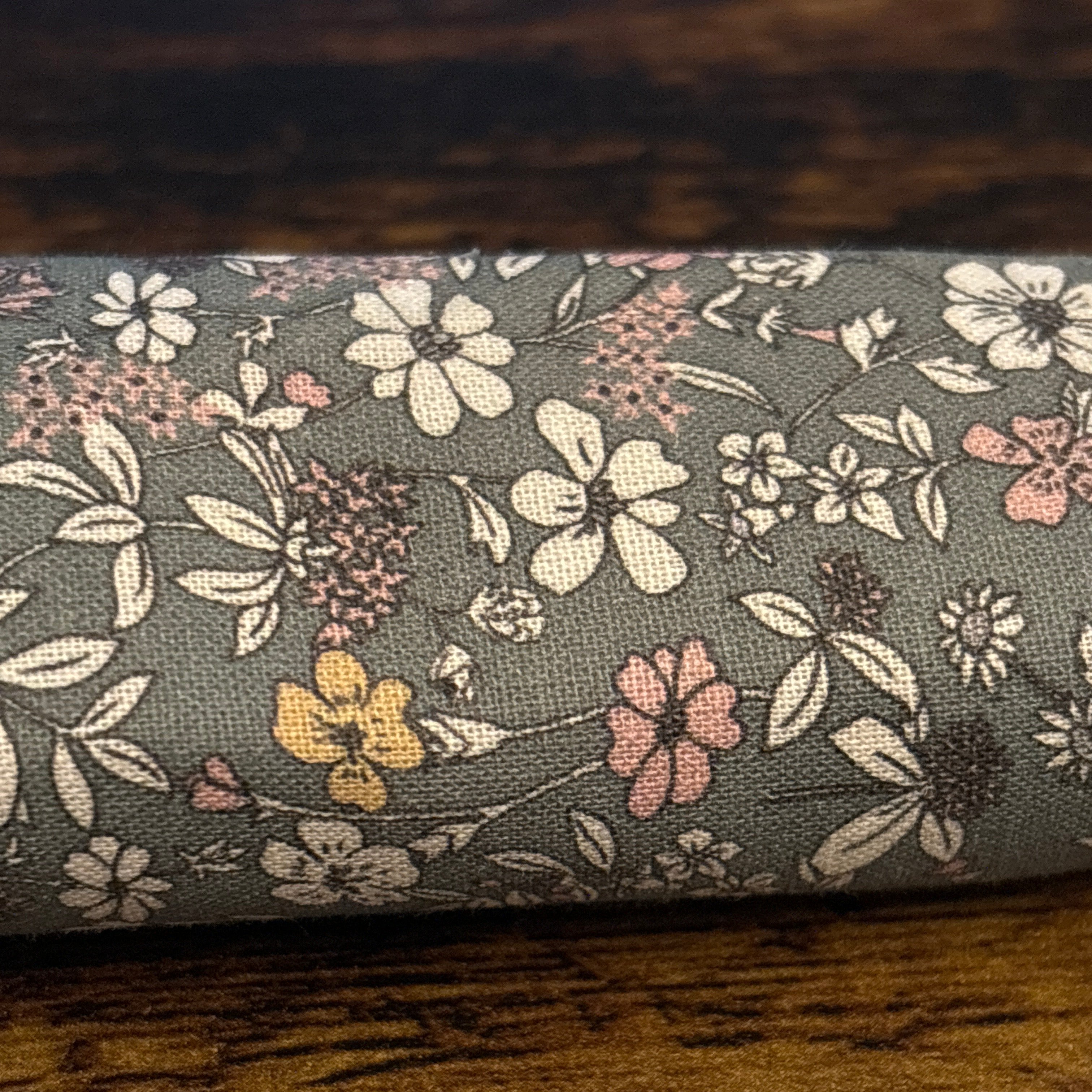 FRENCH FAT QUARTER: Flower Meadow – BERNINA of Naperville